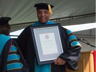 Seattle Optometrist Wins Pacific University Distinguished Optometrist ...